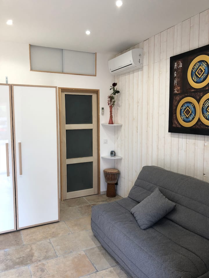 Studio Indépendant Dans Villa Pour Nuitée(s) - Eygalières