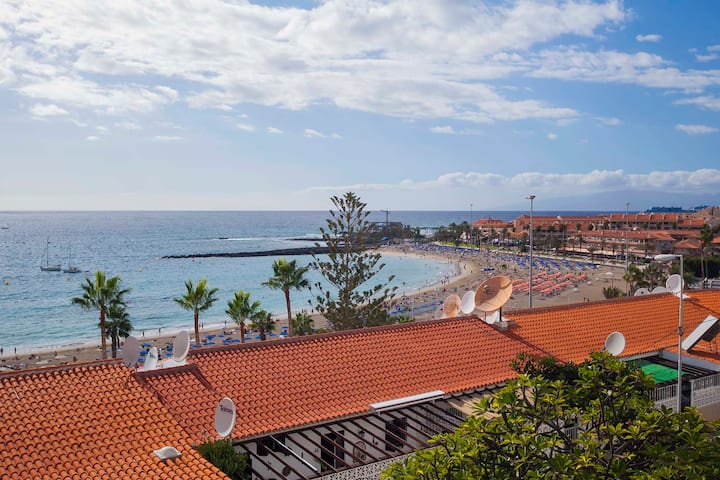 3 Bedroom Center Los Cristianos With Garage! - Tenerife