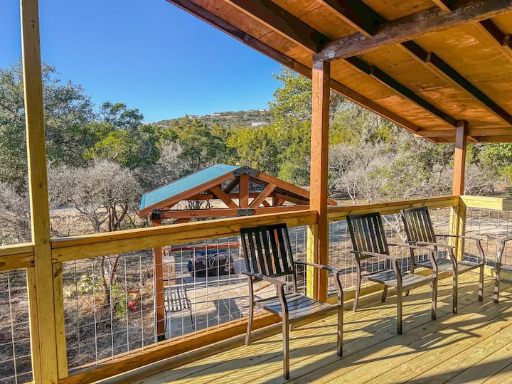 Comfy River Retreat Cabin Near Frio - Concan, TX