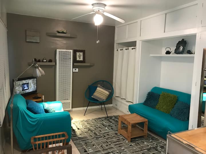 Turquoise Carriage House - Marina del Rey, CA
