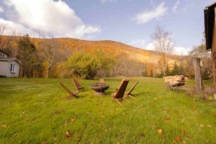 Serenity Estate: Farmhouse+cottage W Pool+hot Tub - Phoenicia, NY