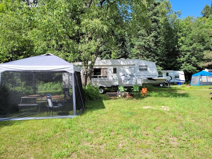 Springdale Rv Ideal For A Couple (Or With Kids) - Algonquin Provincial Park