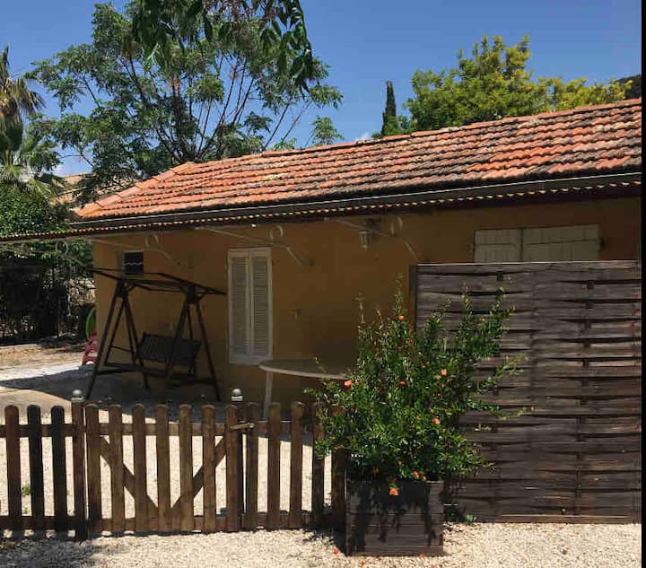 Cabanon De Bord De Mer - Carqueiranne