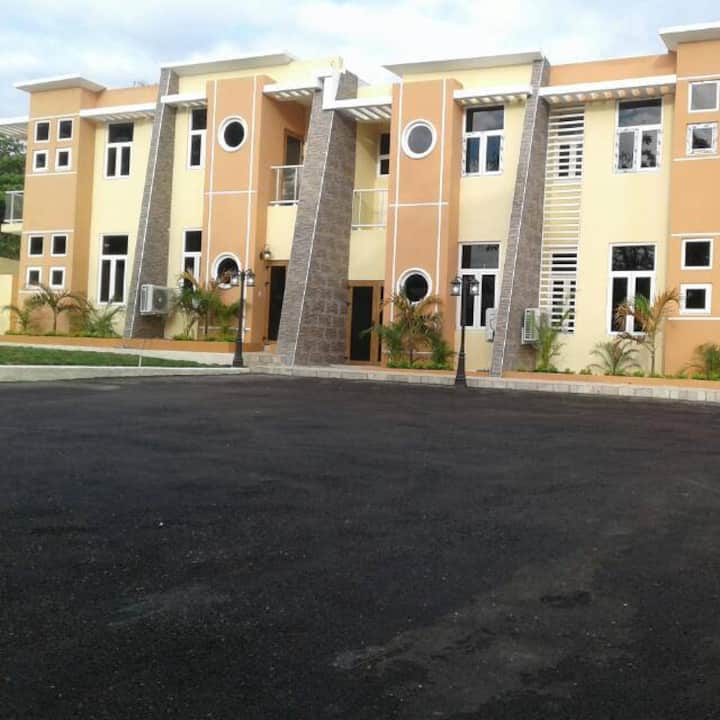 Wisdom Luxury Living - Port-au-Prince