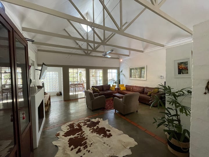 The Rock Fig Family Home - Mbombela