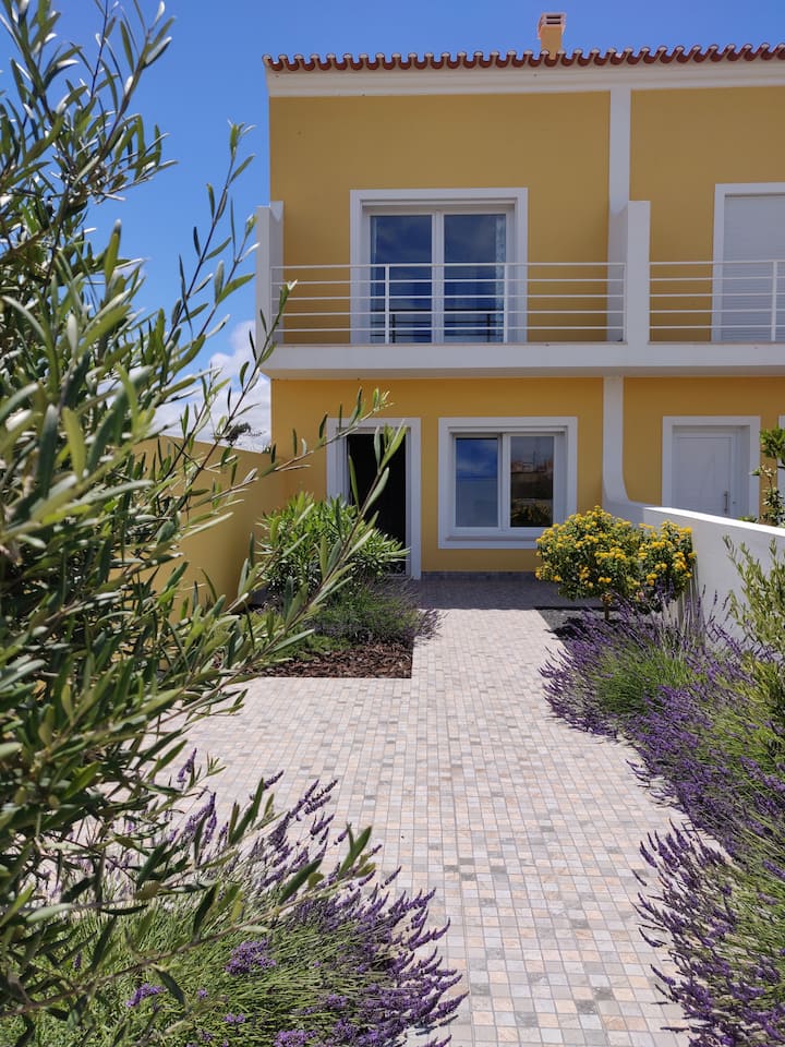 "The Lemon Tree" - Guesthouse In Ferrel - Ferrel