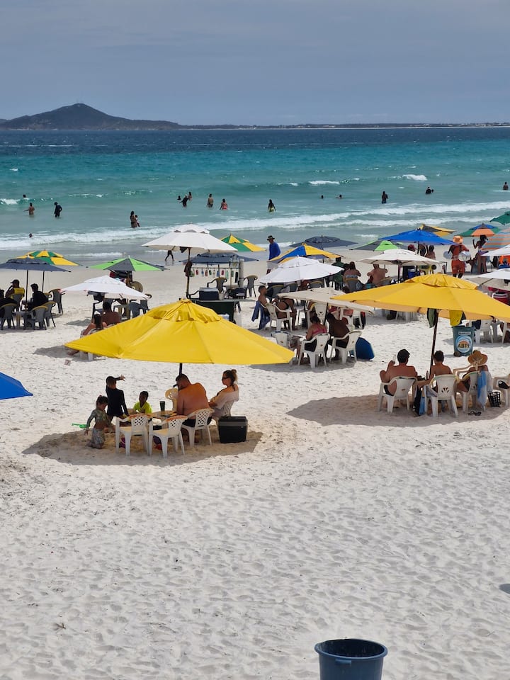 Apto. 50mt Da Praia, 2 Min Caminhada. Pé Na Areia. - Cabo Frio