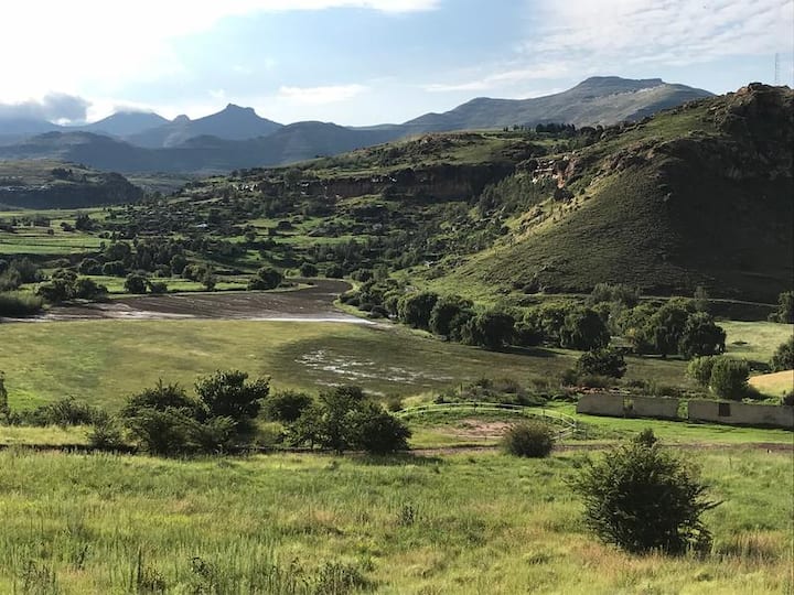 Old Mill Drift Campsite 5- On Farm Outside Clarens - Clarens