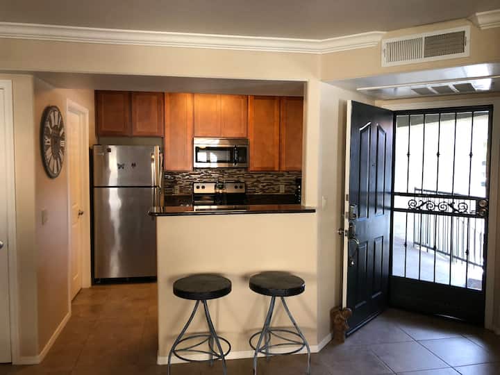 Resort Style Living, Ventana Canyon - Tucson, AZ