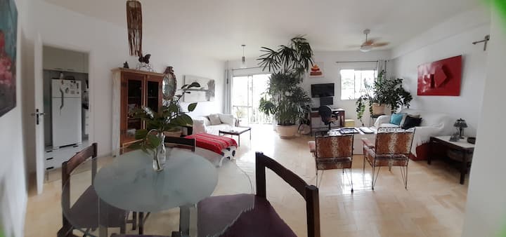 Natural Light In Laranjeiras - Rio de Janeiro