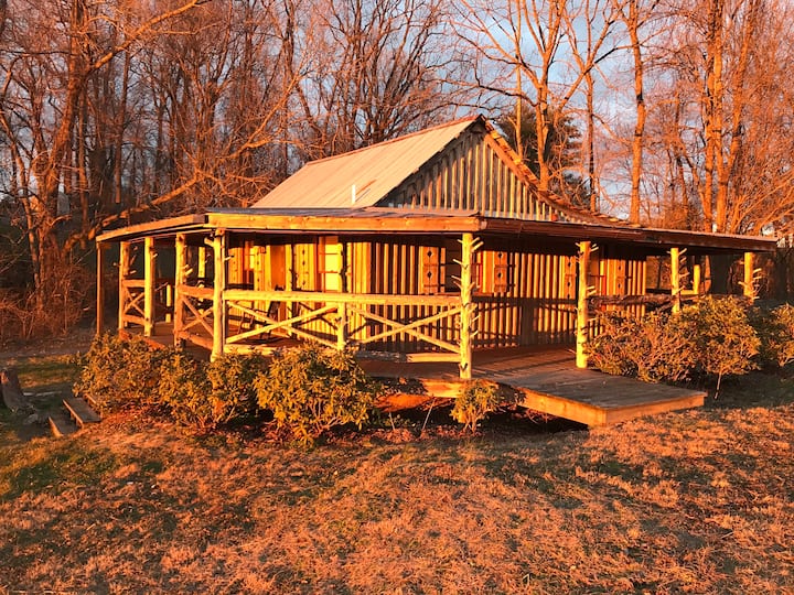 Cabin At Watauga Station On Virginia Creeper Trail - Abingdon, VA