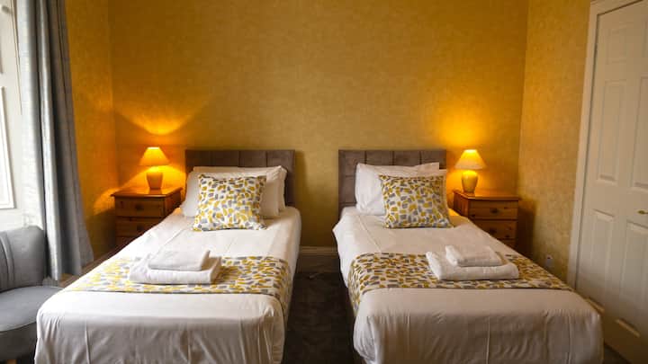 Edinburgh.arrandale Guest House.large Double Room - Edinburgh
