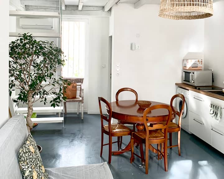 Charmant Duplex Avec Balcon - Marseille
