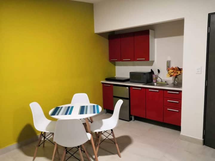 Depa En  La Col. Libertad A 5 Min. De Cintermex - Guadalupe, Mexico