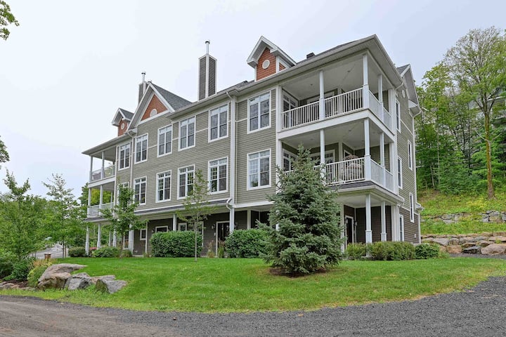 Condo De Luxe Ski In Ski Out Et Vélo In/out - Granby
