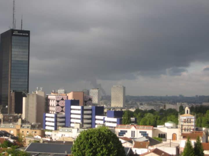 Embrasser Paris Du Ciel ! - Caravansérail