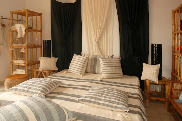 Chambres D'hôtes Solidaires à Dakar - Dakar