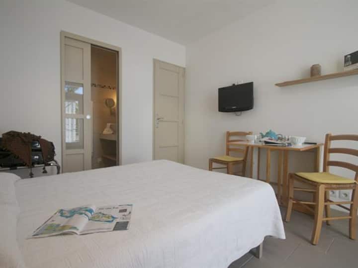 Le Clos Rhéa, Studio Rose Piscine Chauffée Clim - Île de Ré