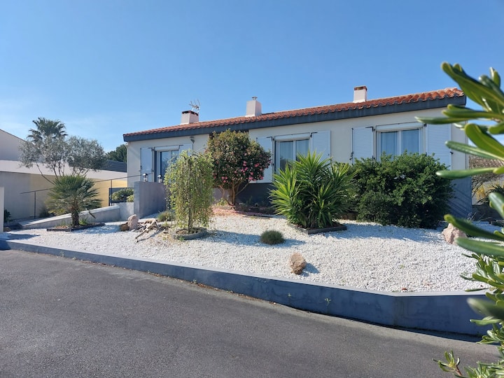 Maison Spacieuse Et Chaleureuse - Olonne-sur-Mer