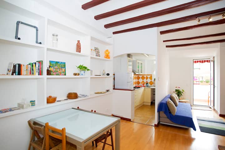Attic In Gracia: At Home In Bcn - Barcelone