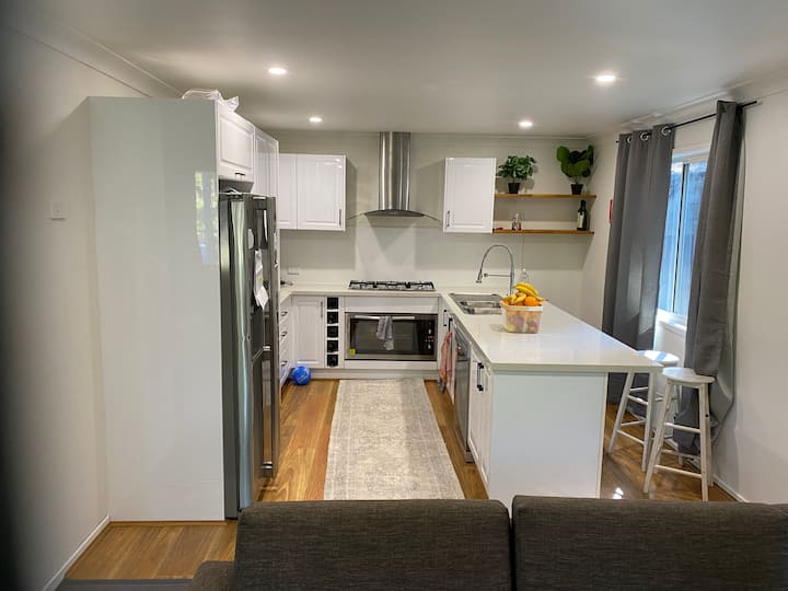 4 Bedroom Home On The Ground Floor All For You - Samford