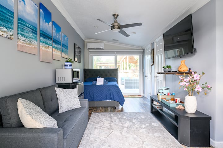 Gorgeous Studio Efficiency-private Entrance/pool - Fort Lauderdale