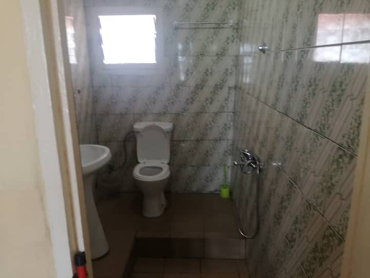 Suite F2 B Derrière L,aéroport Au Comus 20€ - Brazzaville
