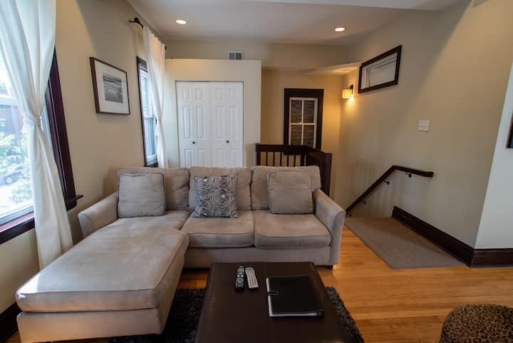 4b/2b Private Fully Furnished Apartment - Chicago, IL
