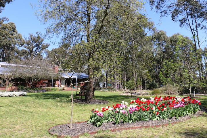 Large Private Rooms In Bush And Garden Surrounds - Ballarat