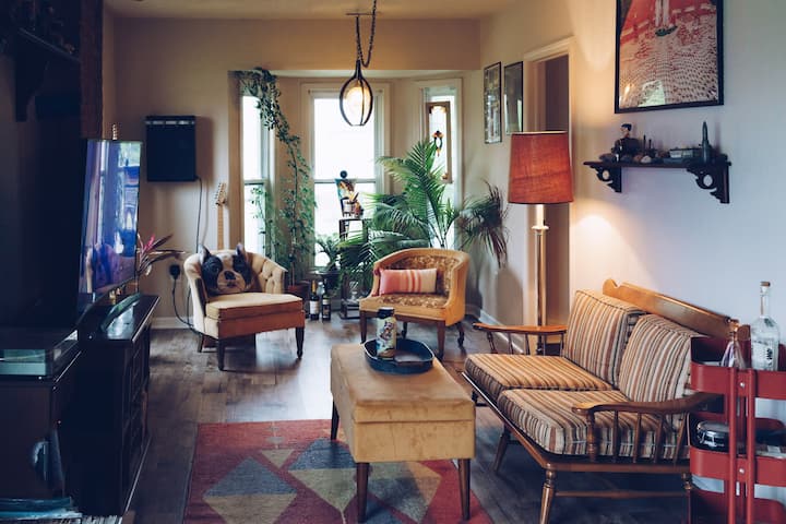 Bohemian Apartment In Historic Woodbridge - Detroit