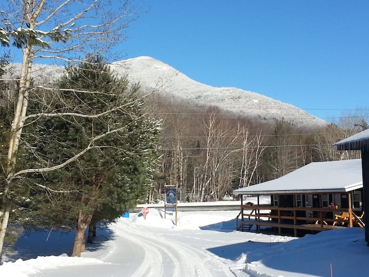 Cabin 1 - Unit 2 At Blue Mountain Rest - Indian Lake, NY