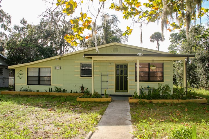 Fenced Yard Trailer Parking Beautiful Lake House - New Smyrna Beach, FL