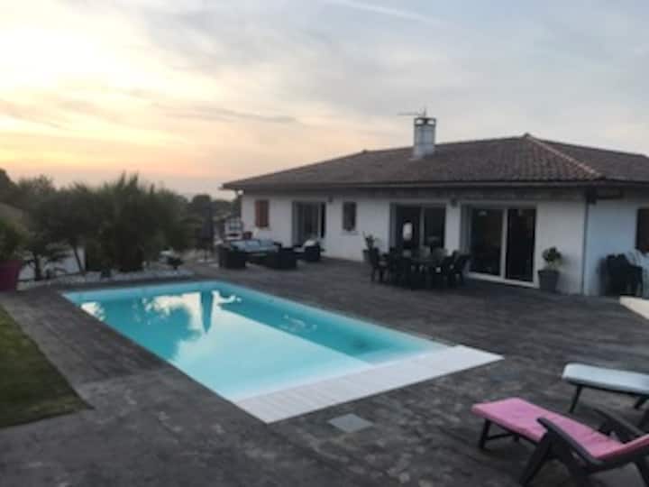 Maison Avec Piscine Près Biarritz Anglet - Espelette