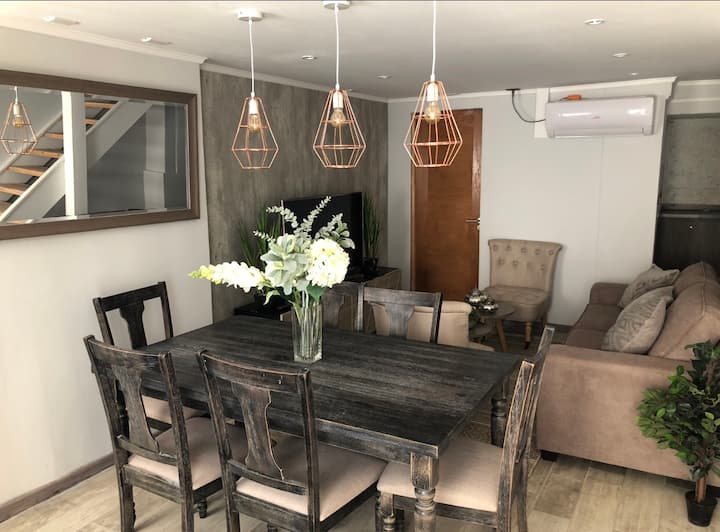 Duplex En Reñaca Centro, Vista, Pasos Playa, 5 P. - Viña del Mar
