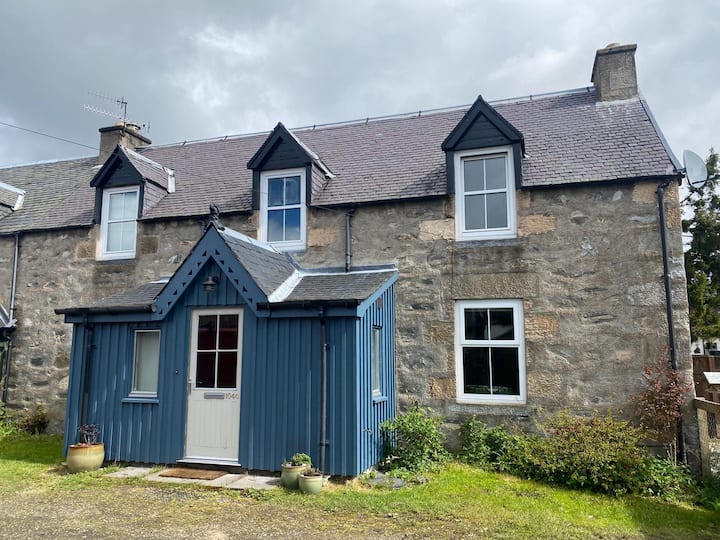 Stylish Cottage In The Heart Of The Cairngorms - Grantown-on-Spey