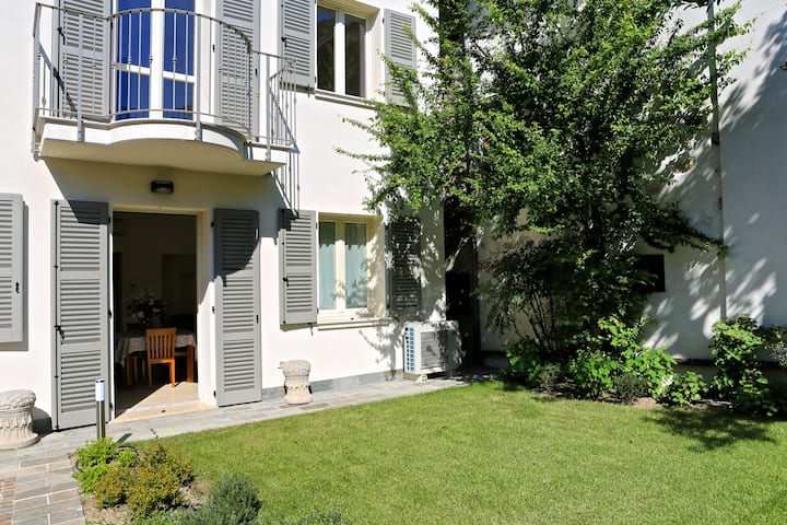 Three-room Apartment In Courtelvira - Manerba del Garda