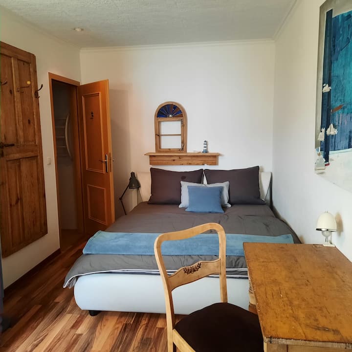 Klein Aber Feines Doppelzimmer Im Hinterhaus - Dresden
