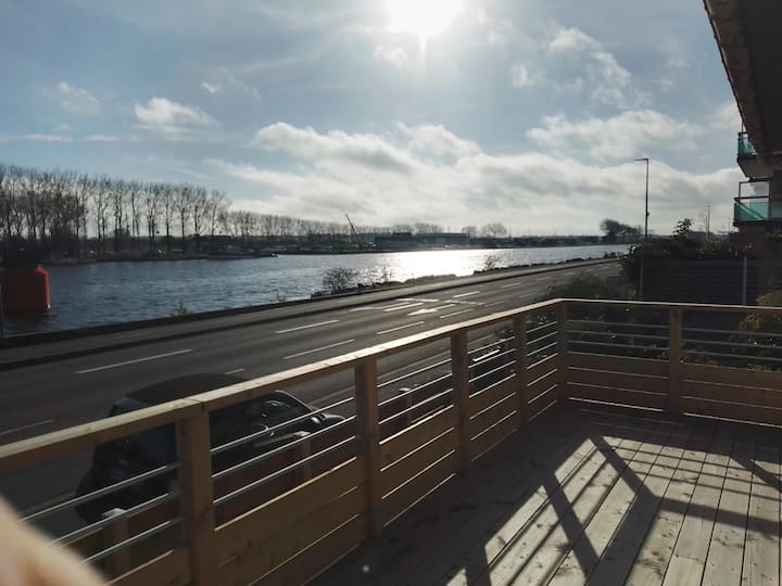 Maison Chaleureuse Avec Parking Gratuit - Ouistreham
