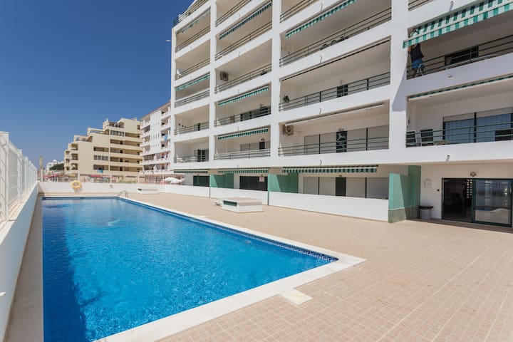 Apartment With Pool By The Beach - Quarteira