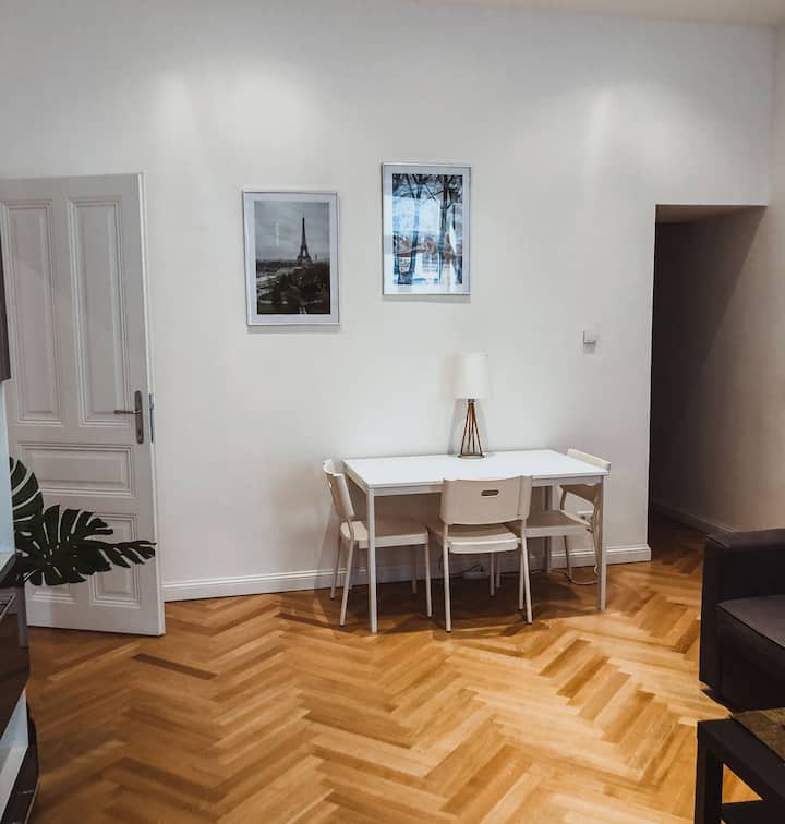 Modern, Cozy And Quiet Apartment - Viena