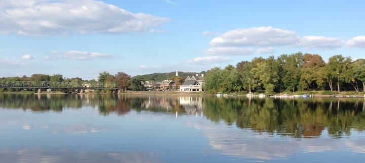 Riverfront Penthouse Studio 1 - New Hope, PA