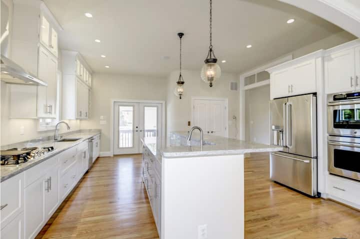 Newly Built Large Single Family Home In Arlington - Washington, D.C.