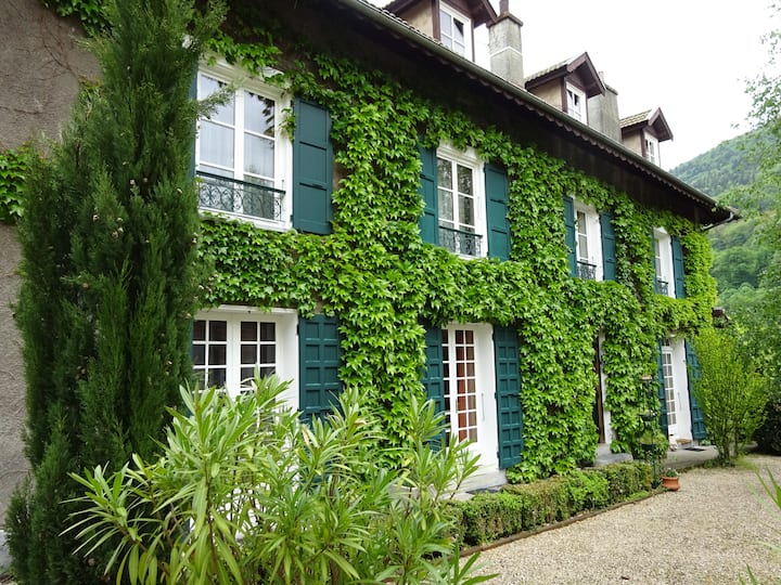 Location Appartement Dans Maison Individuelle - Allevard