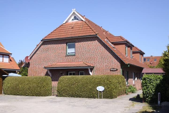 Ruhig Gelegenes Strandnahes Ferienhaus Mit Wlan - Wangerland