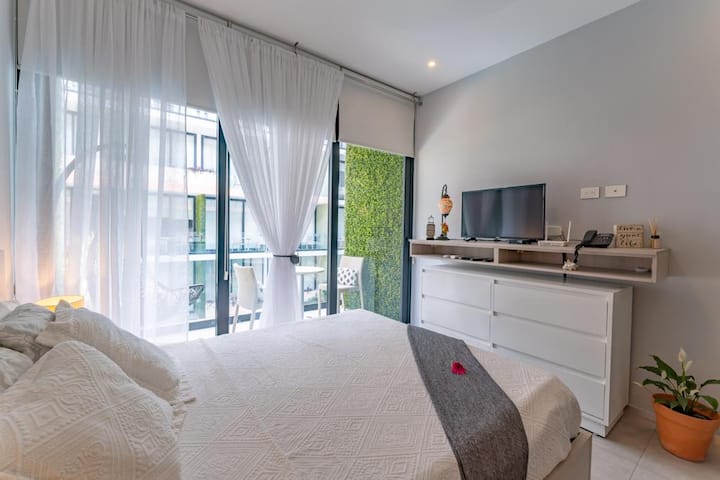 🐬 Studio With Terrace Near 5th Ave & The Beach 🏝 - Playa del Carmen