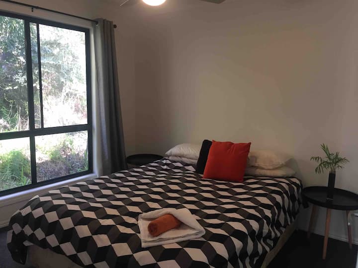 Tree Top Retreat - Caloundra