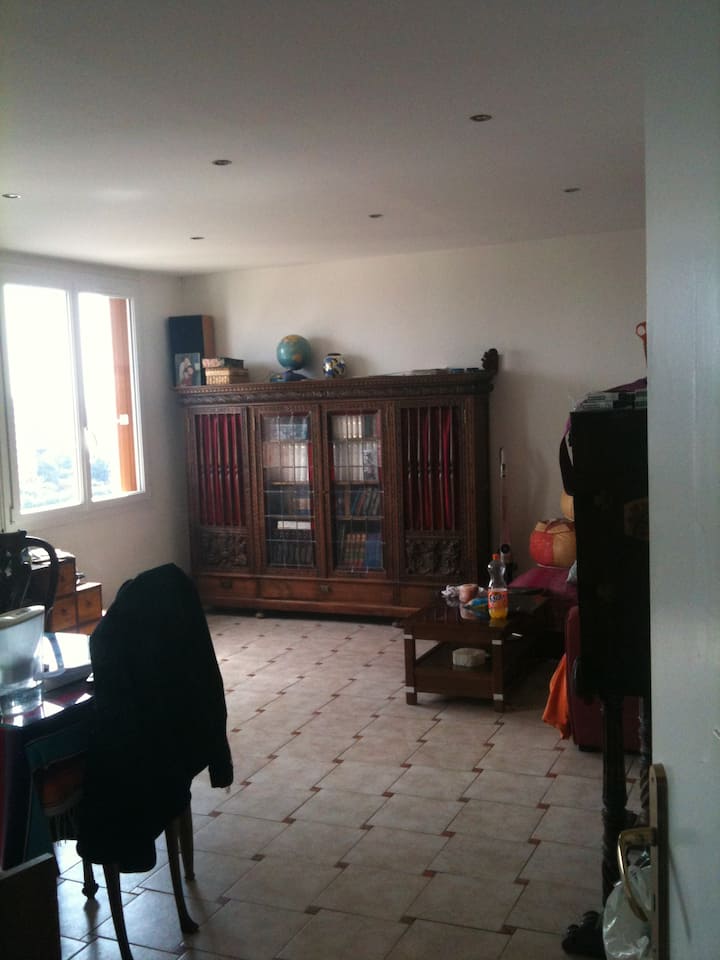 Chambre Individuelle Dans Un Appartement - Ivry-sur-Seine