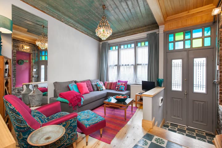 Two Neighboring Houses | 4 Bedrooms, 4 Bathrooms - Balat