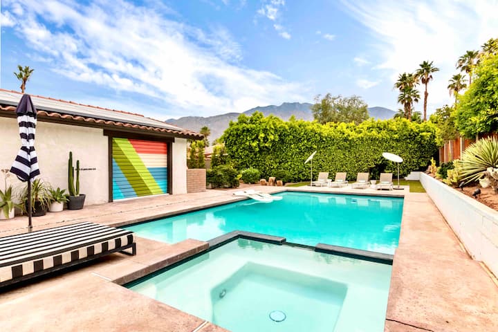 Mountain View W/pool, Spa, E-bikes Near Downtown! - Palm Springs, CA