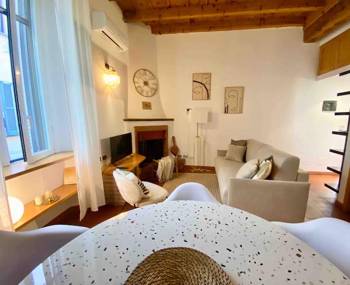 [Urban House] Charming Home - Navigli Milano - Milan